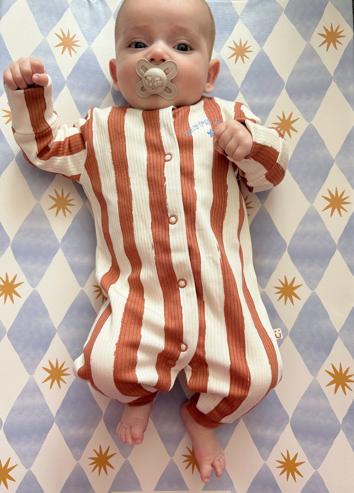 Anti-Roll Wedge Baby Changing Mats | Safe & Comfortable | Bobbin and Bumble