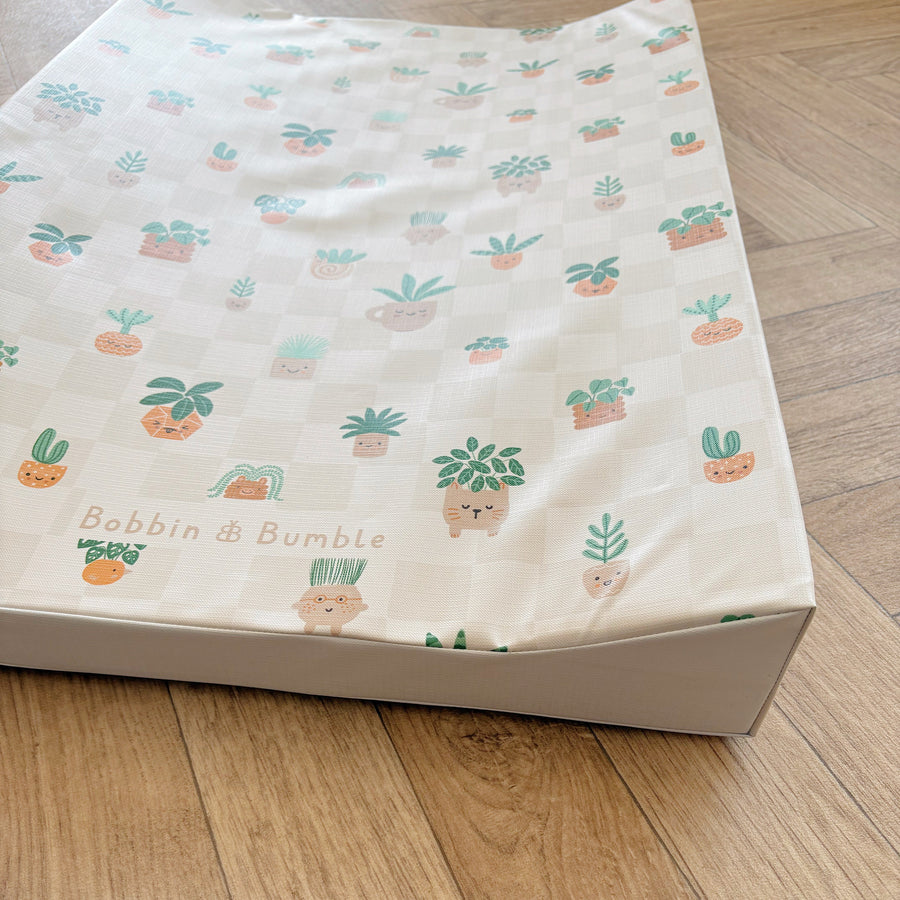 Anti-Roll Wedge Baby Changing Mats | Safe & Comfortable | Bobbin and Bumble
